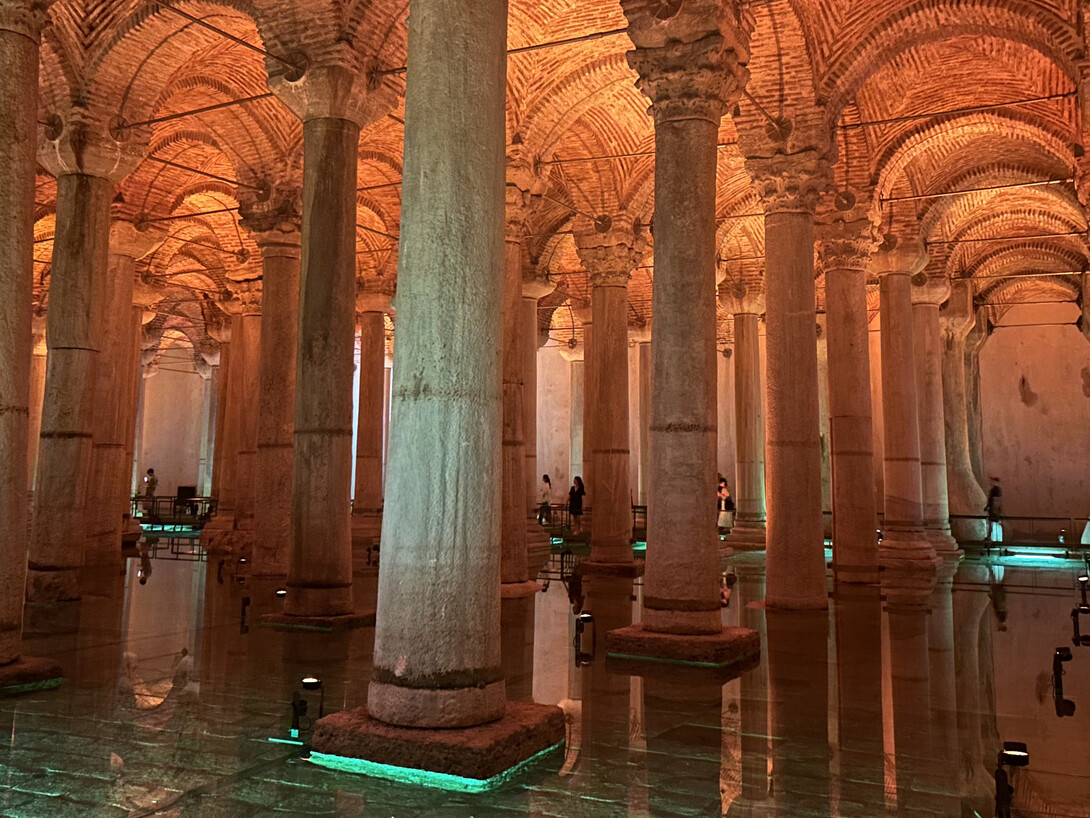 Basilica Cistern Museum: reviving Istanbul's ancient marvel | Meer