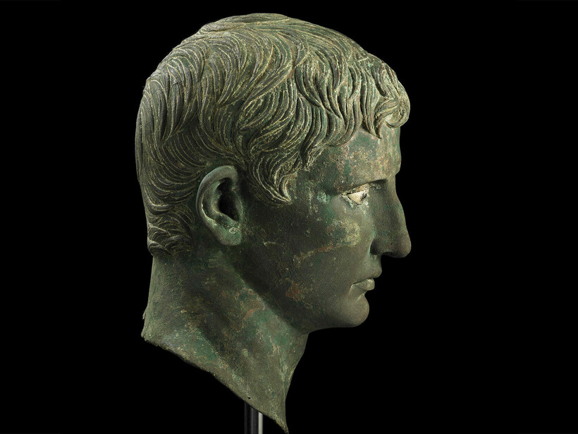 The Meroë head of Augustus | Meer