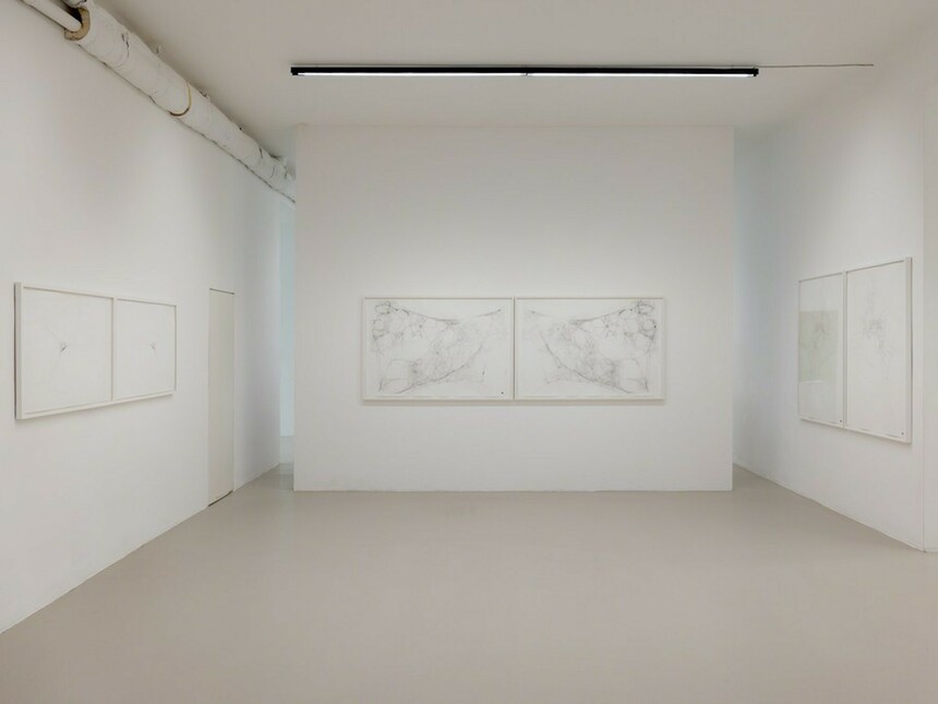 Maximilian Prüfer, Exhibition view. Courtesy of Galerie Lisa Kandlhofer ...