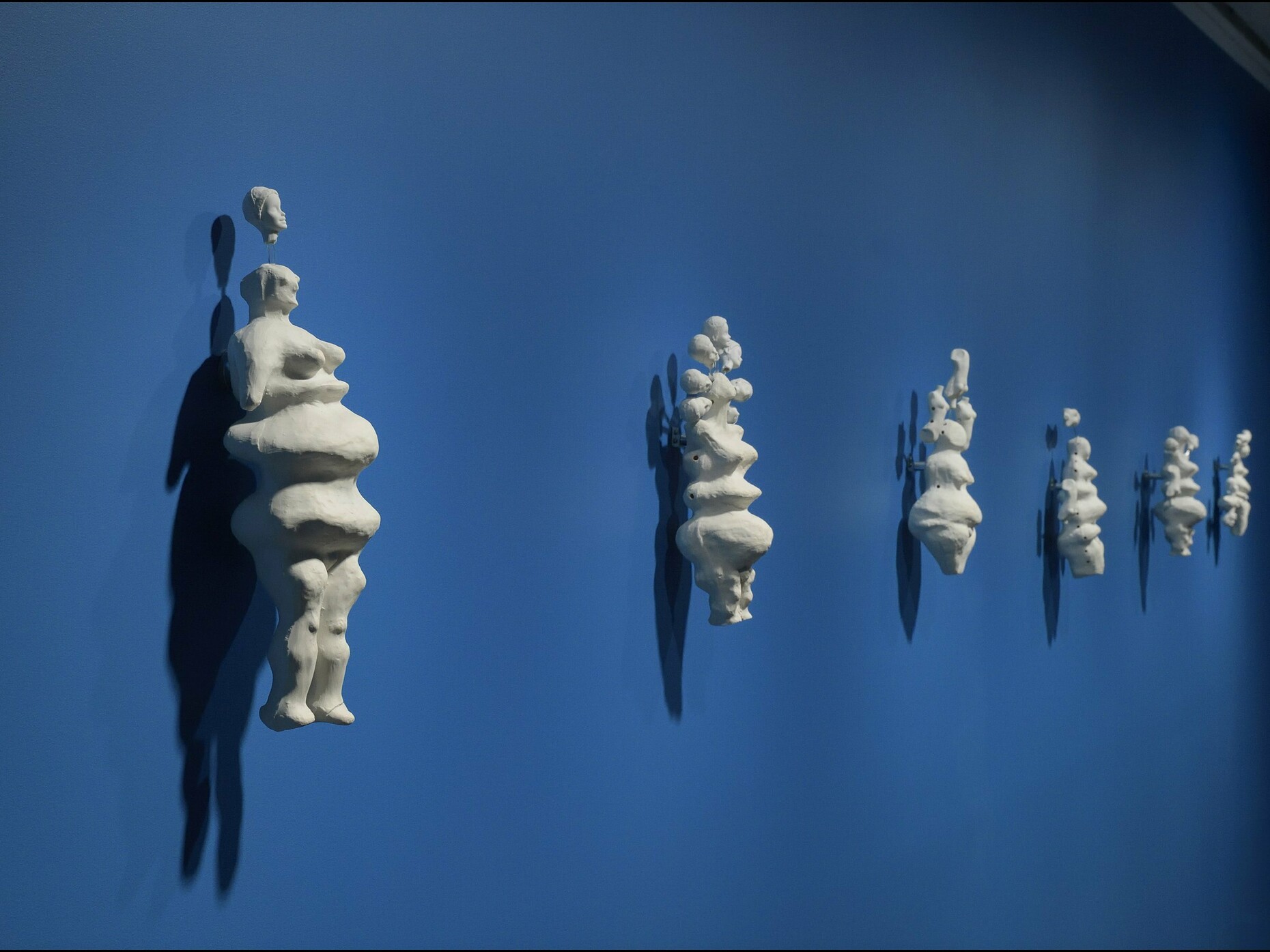 Sylvia Netzer. Goddesses + emaciation | Meer