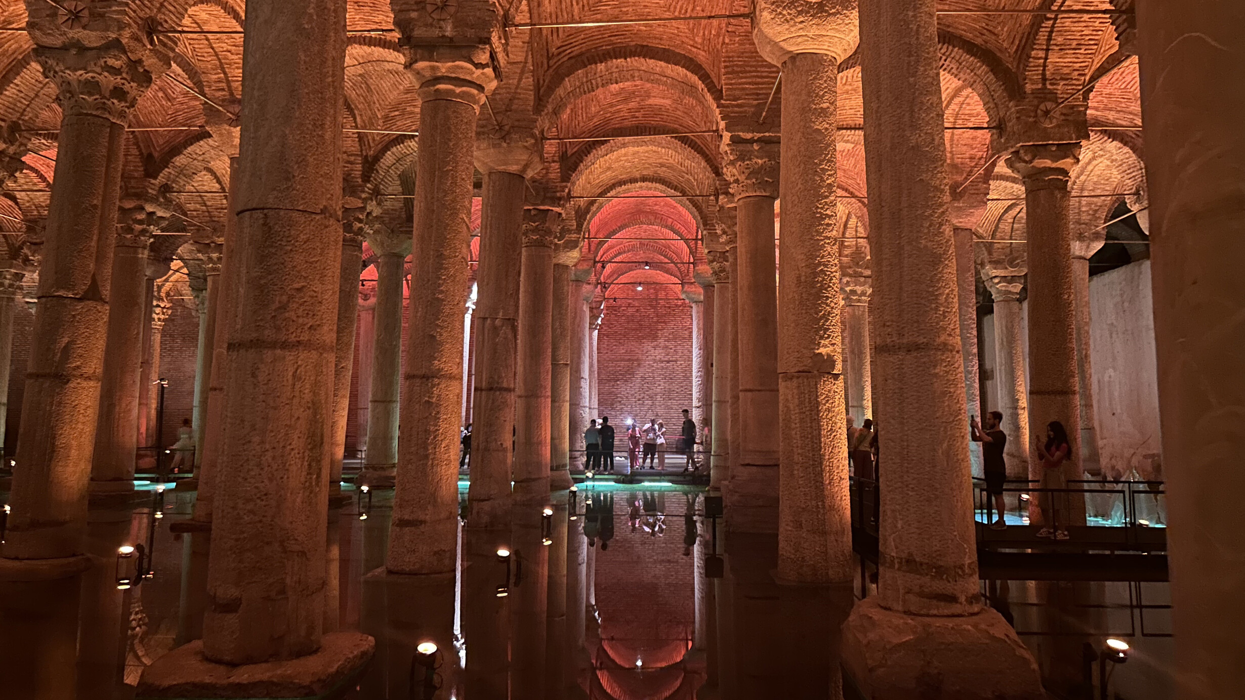 Basilica Cistern Museum: reviving Istanbul's ancient marvel | Meer
