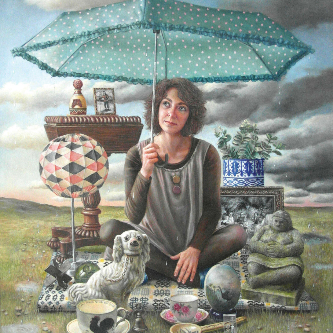 Sally Moore. Creature Comforts | Meer