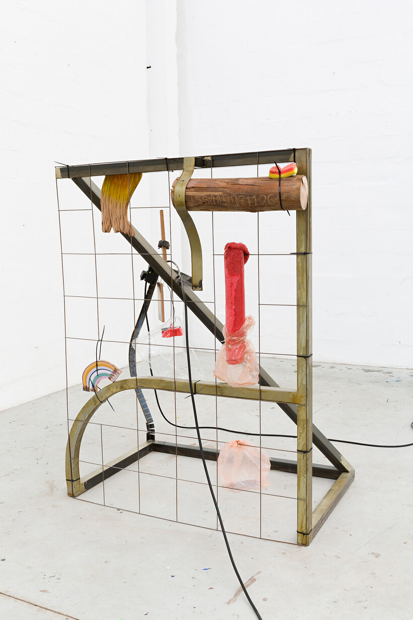 Neïl Beloufa | Meer