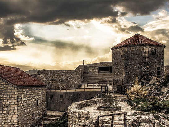 Rocking the Fort | Meer