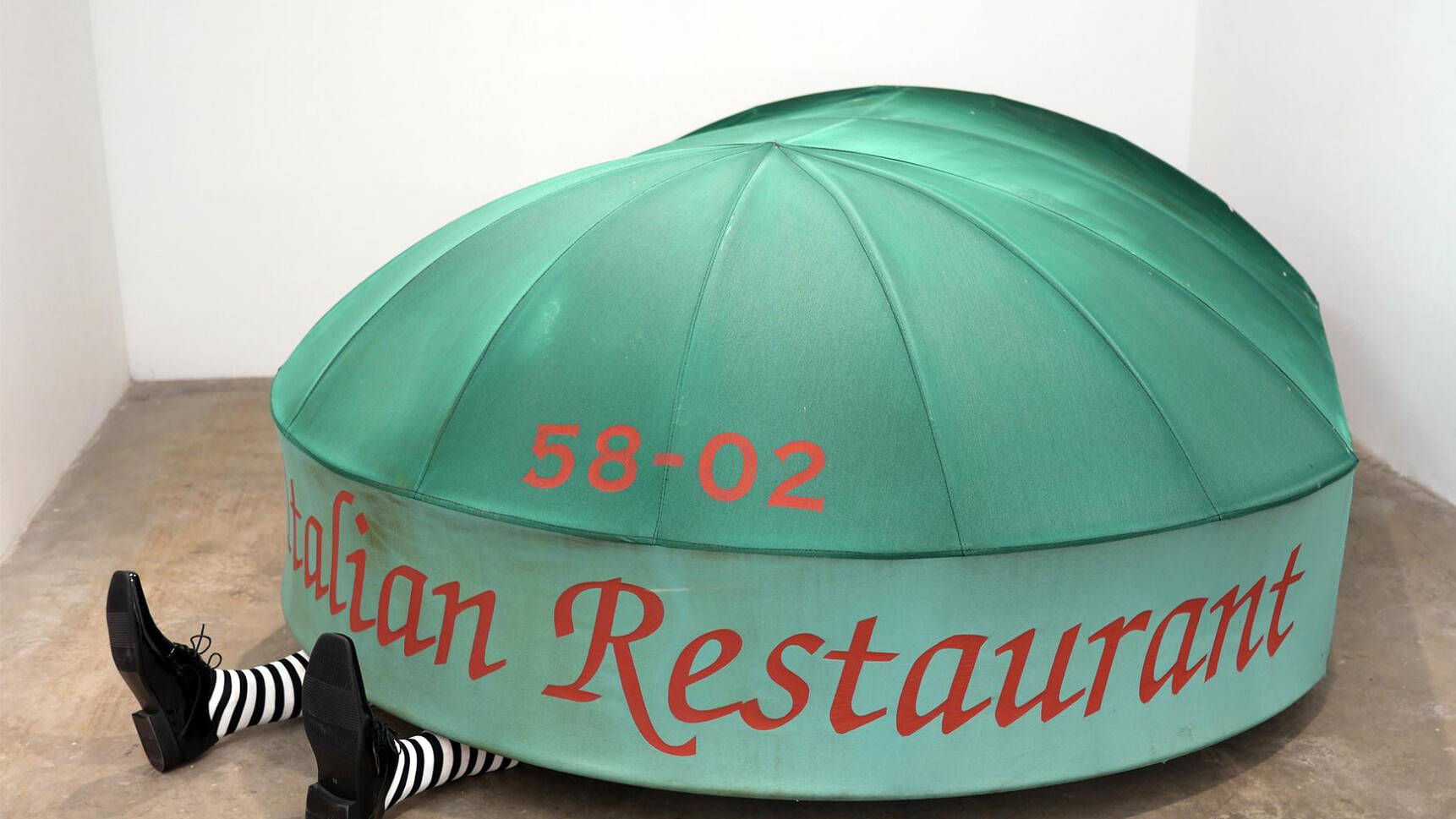 Eric Mistretta. Scenes From An Italian Restaurant | Meer