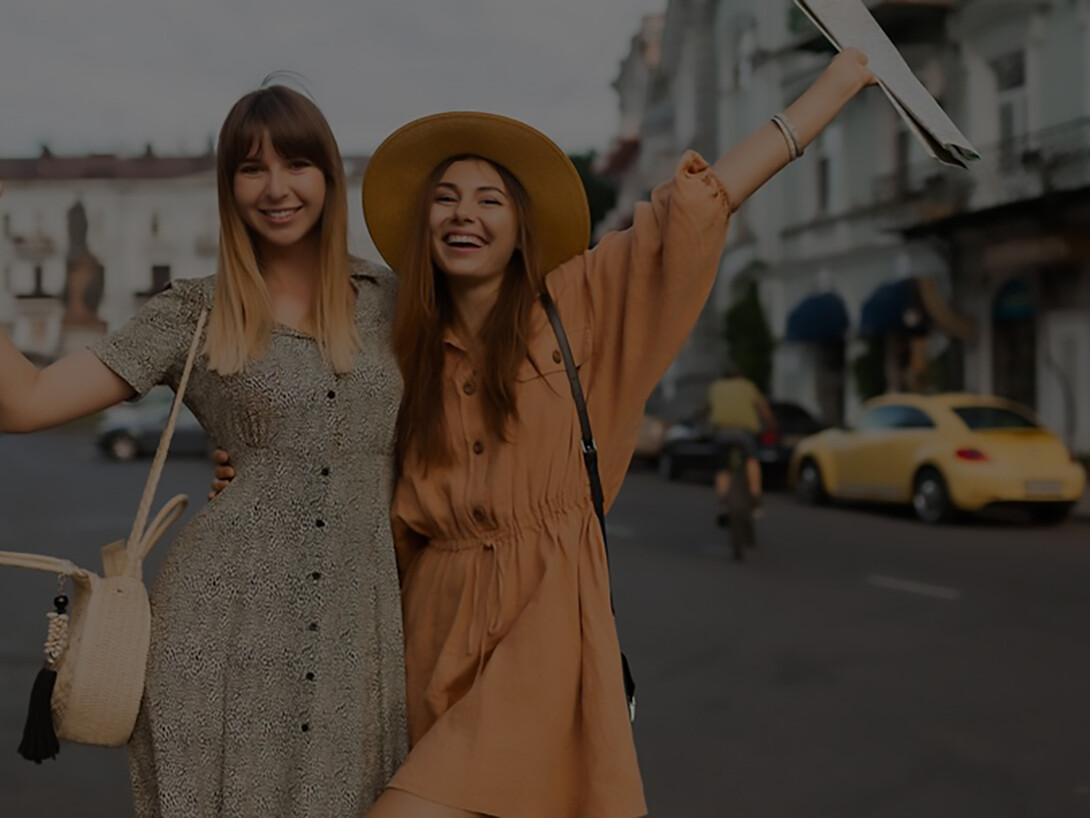 Essential tips for meaningful travel experiences abroad | Meer