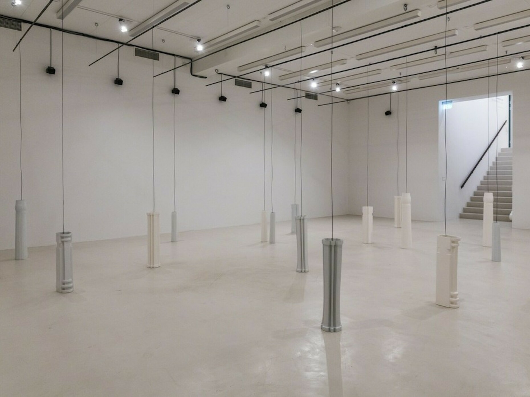 Resonating Pillars | Meer