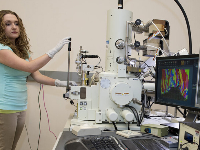 Mastering SEM: advanced imaging techniques and applications | Meer