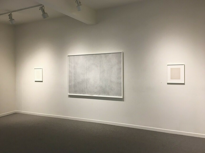 Dean Smith. Entrance | Meer