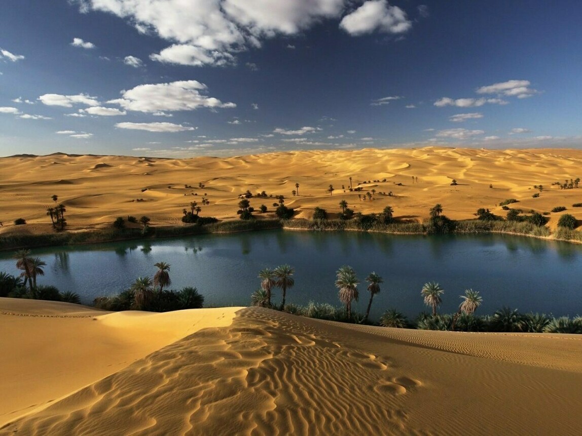 Una máquina que crea agua en el desierto | Meer