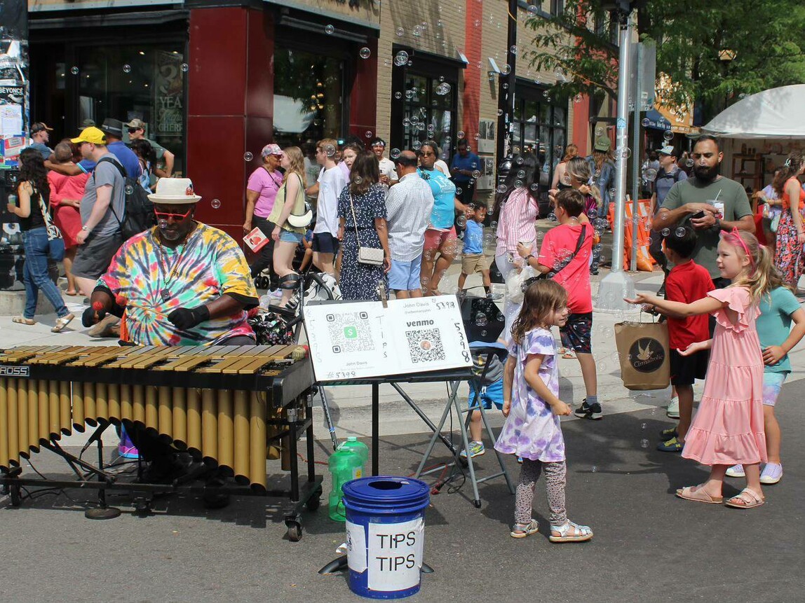 Ann Arbor Art Fair 2025 edition | Meer