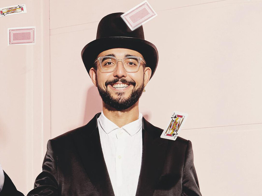 Raphael Montes | Meer