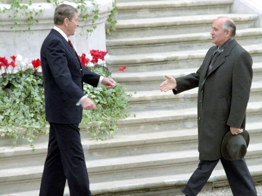 Why Gorbachev hugged me | Meer