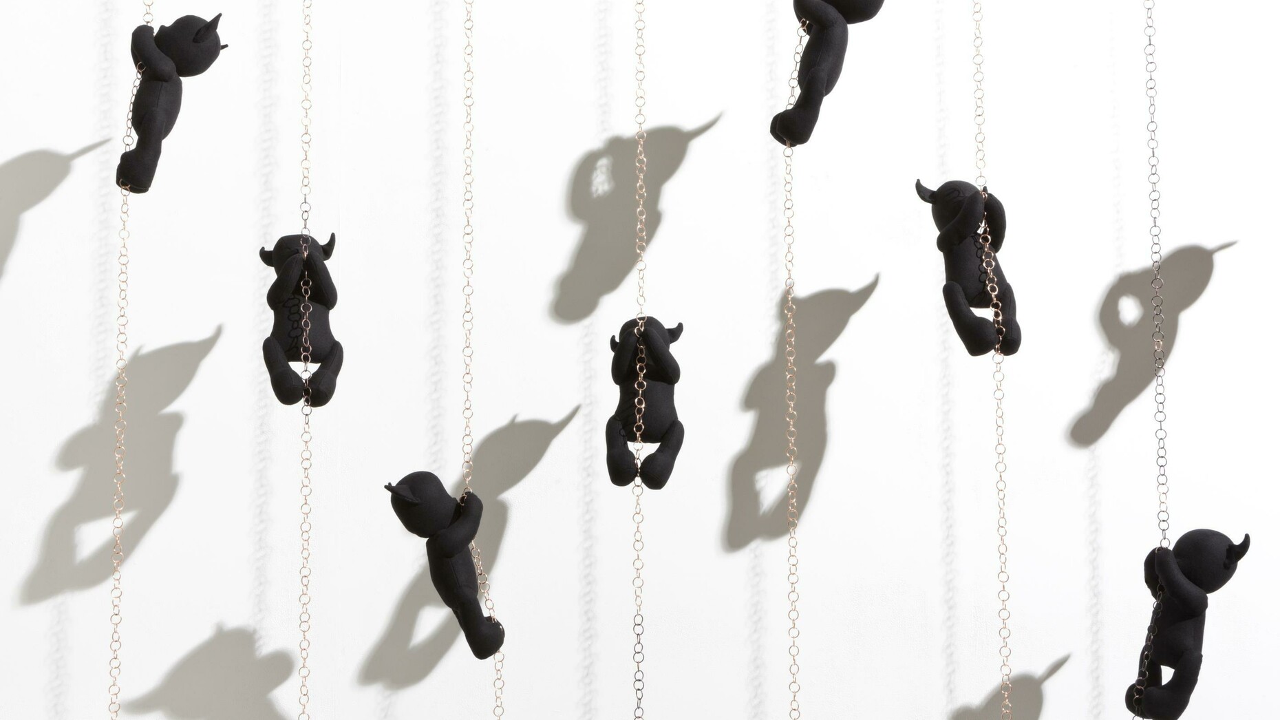 Permindar Kaur. Interlopers | Meer