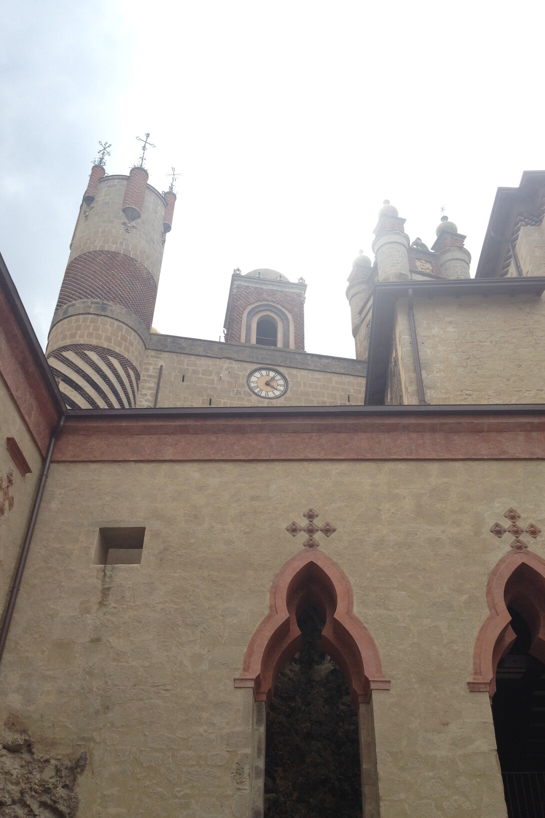 Il Signore della Rocchetta Mattei | Meer