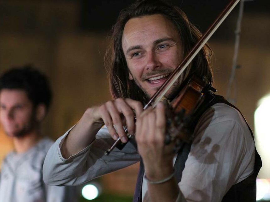 The bicycle globetrotter | Meer