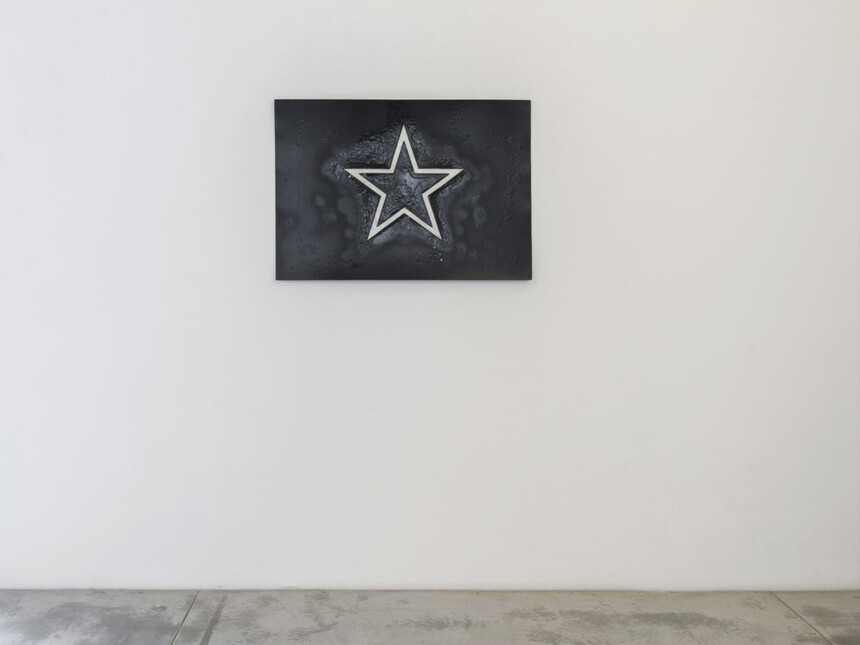 Gilberto Zorio | Meer