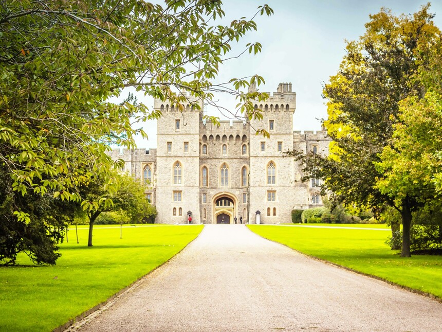 Time to privatise the House of Windsor | Meer