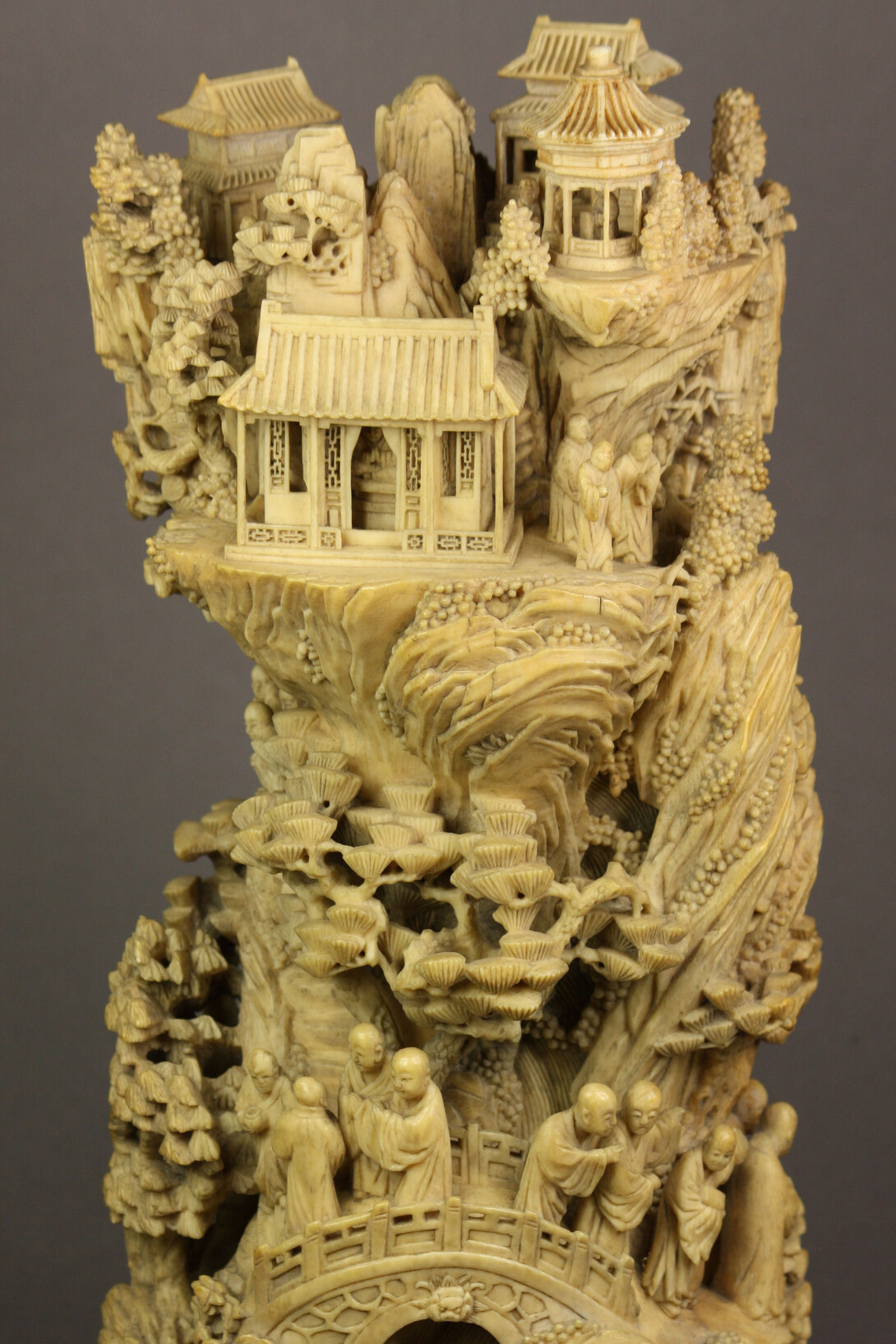 Chinese Ivories: History and Craft | Meer