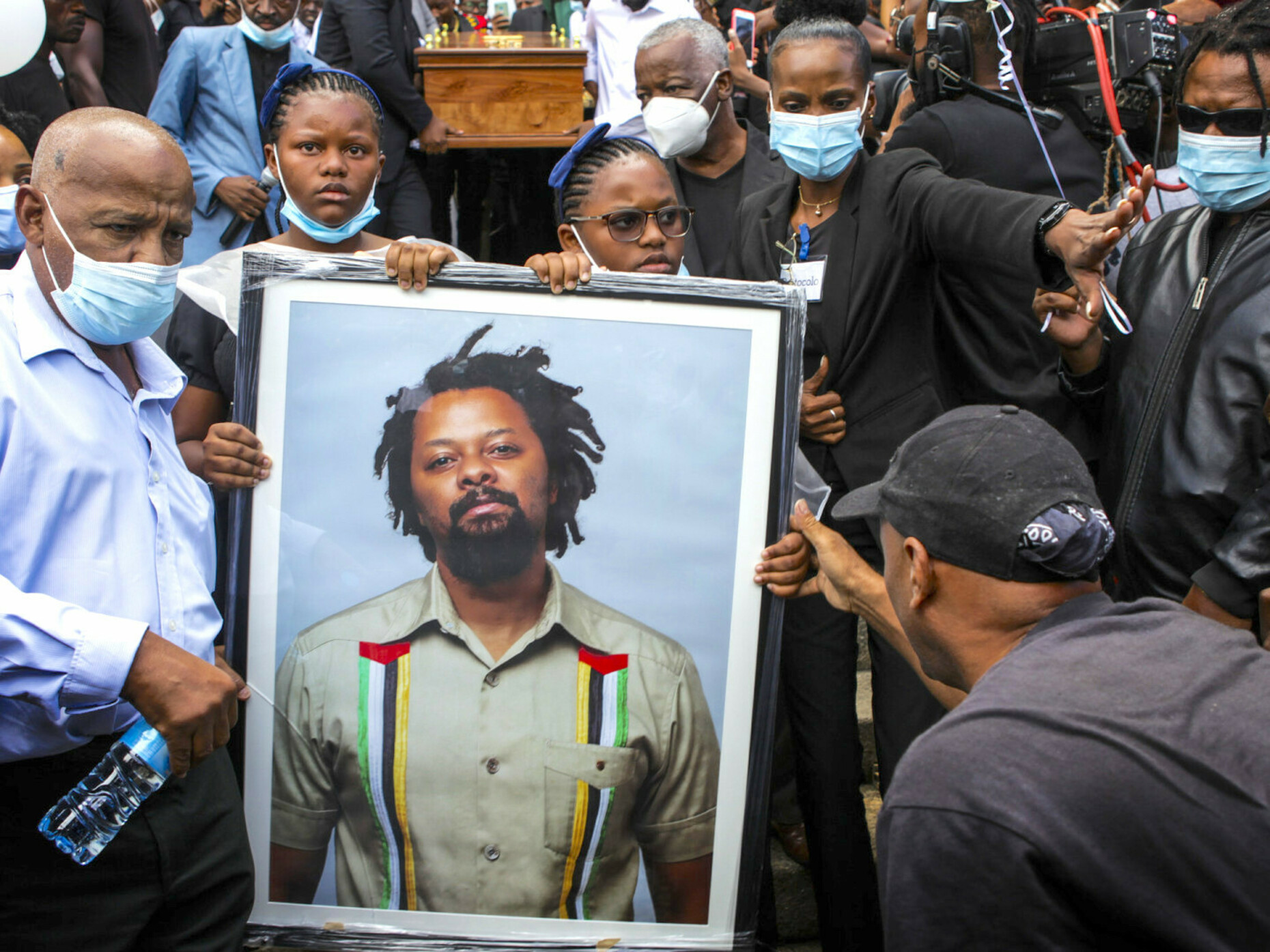 Azagaia: A flecha musical que alcançou o centro do poder | Meer