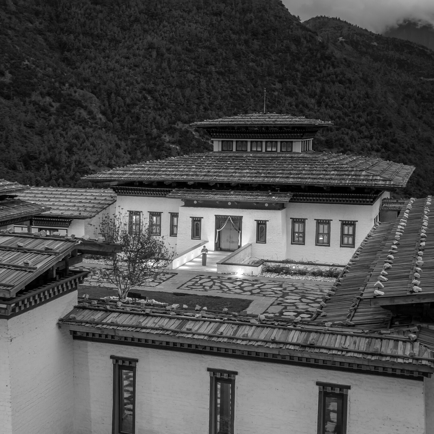 Ang Tshering Lama | Meer