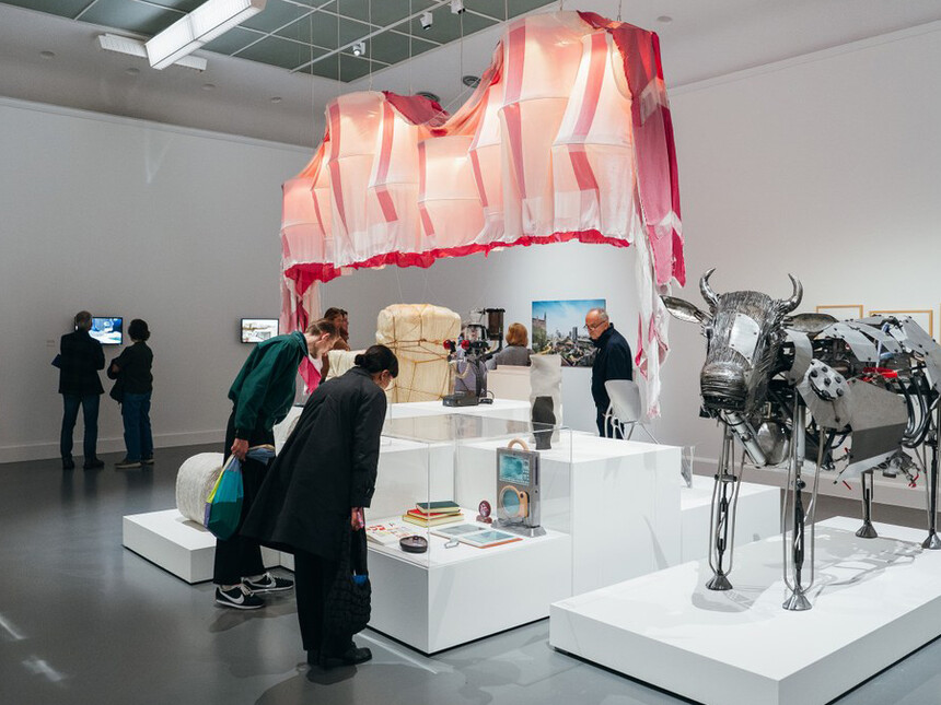 Bridging minds | Meer