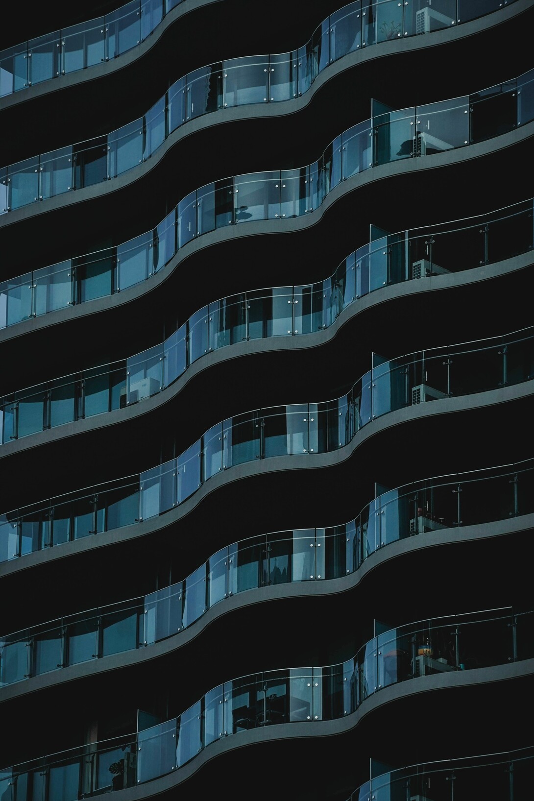 It is interesting how fear shapes the world | Meer