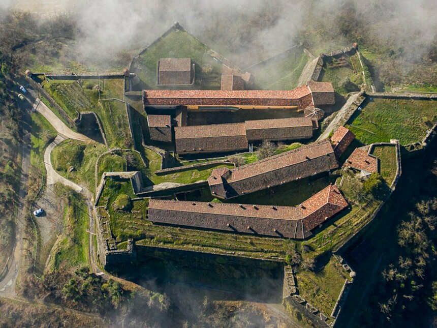 Il forte di Gavi | Meer