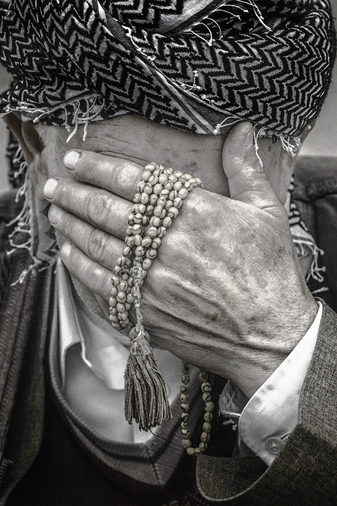 If someone else's problem affects you, the problem is yours | Meer