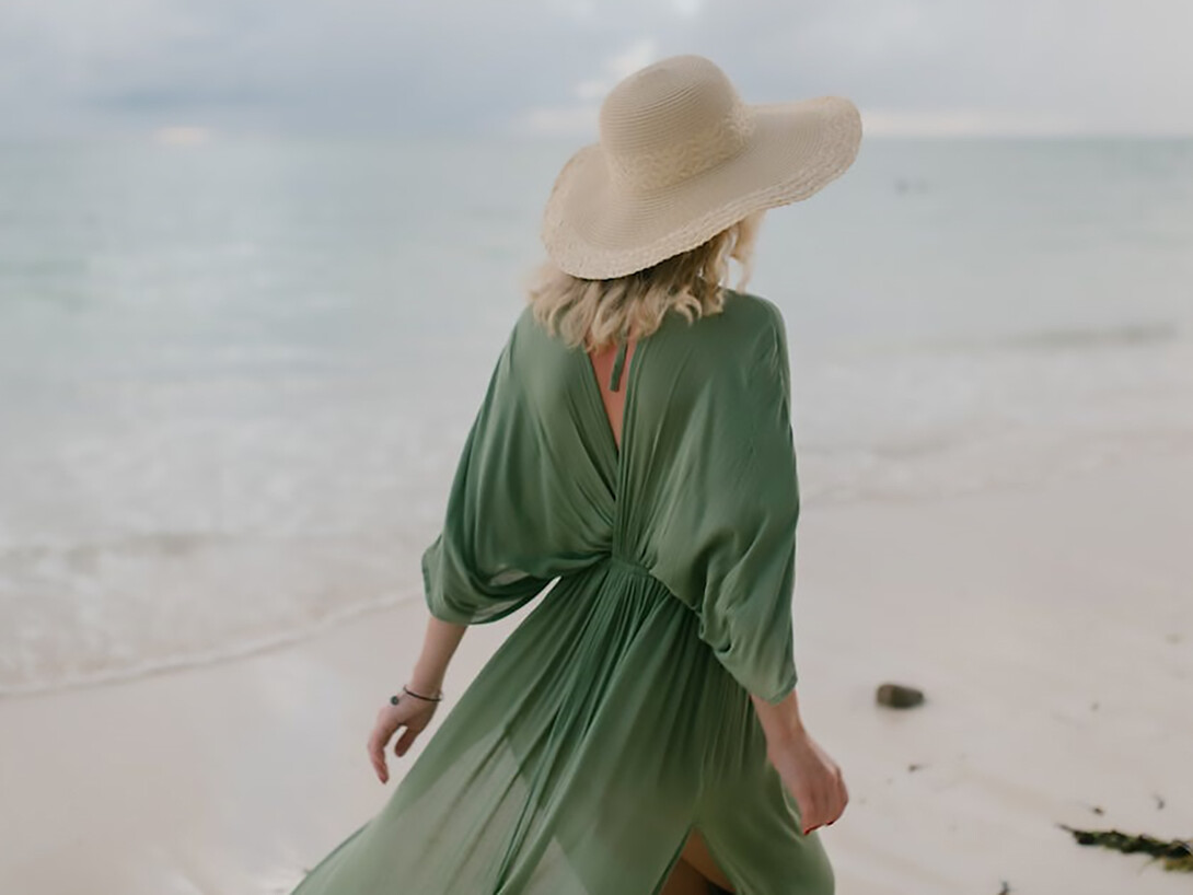 A garden of images, of returns and longings | Meer