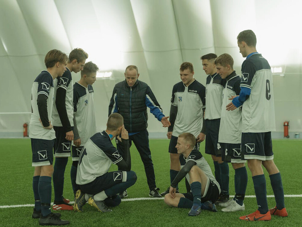 Leadership styles in sports management | Meer