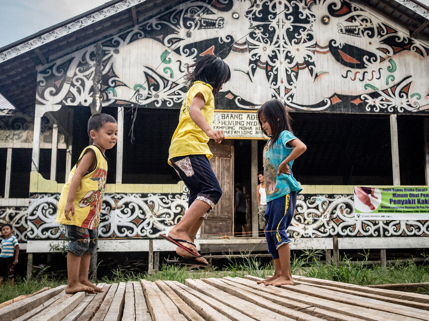 Apo Kayan. Vivere nelle Longhouse | Meer
