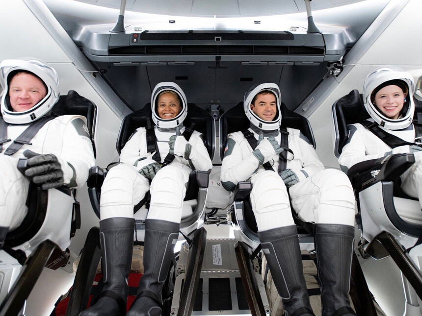 Who is space for? | Meer