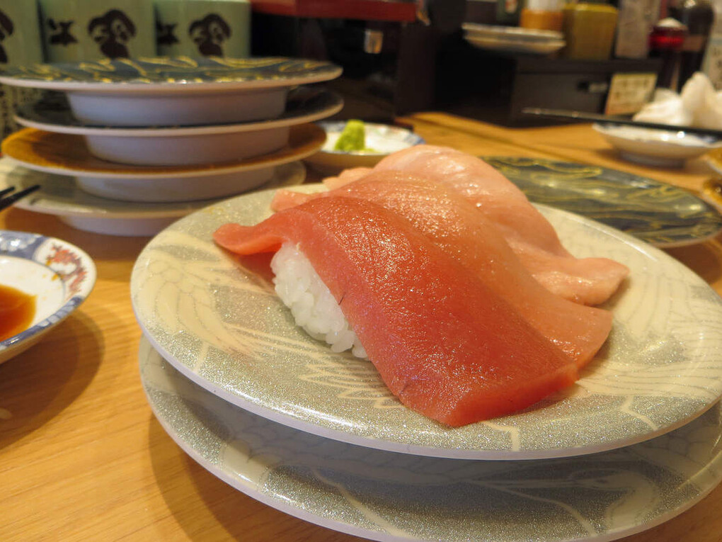 The challenge of eating puffer fish | Meer