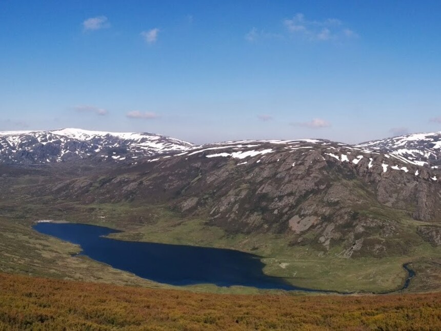 De ruta por Peña Trevinca | Meer