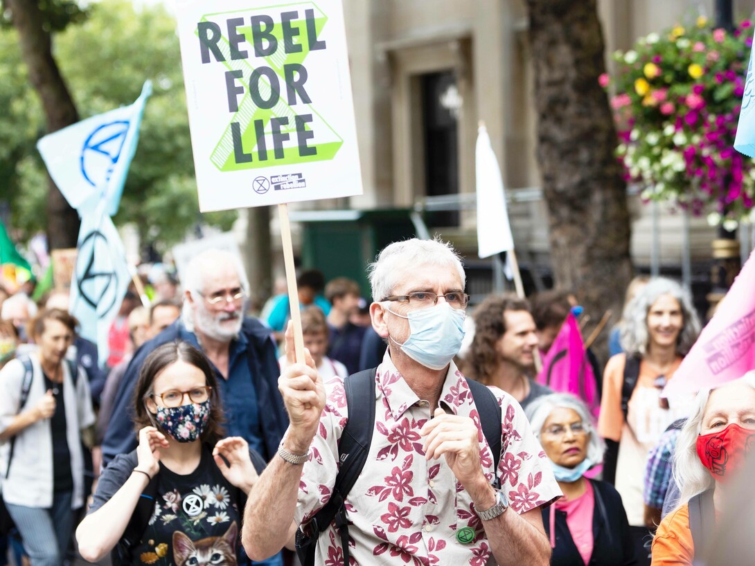 Politicians vs public opinion | Meer