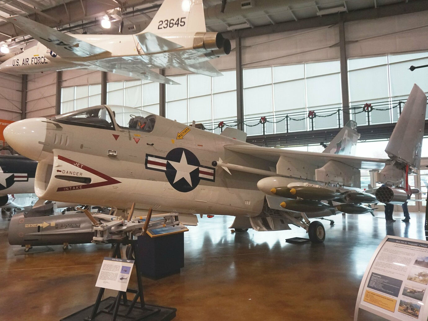 Exploring the Frontiers of Flight Museum in Dallas, Texas | Meer