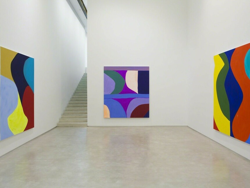 Marina Adams. Soft Power | Meer