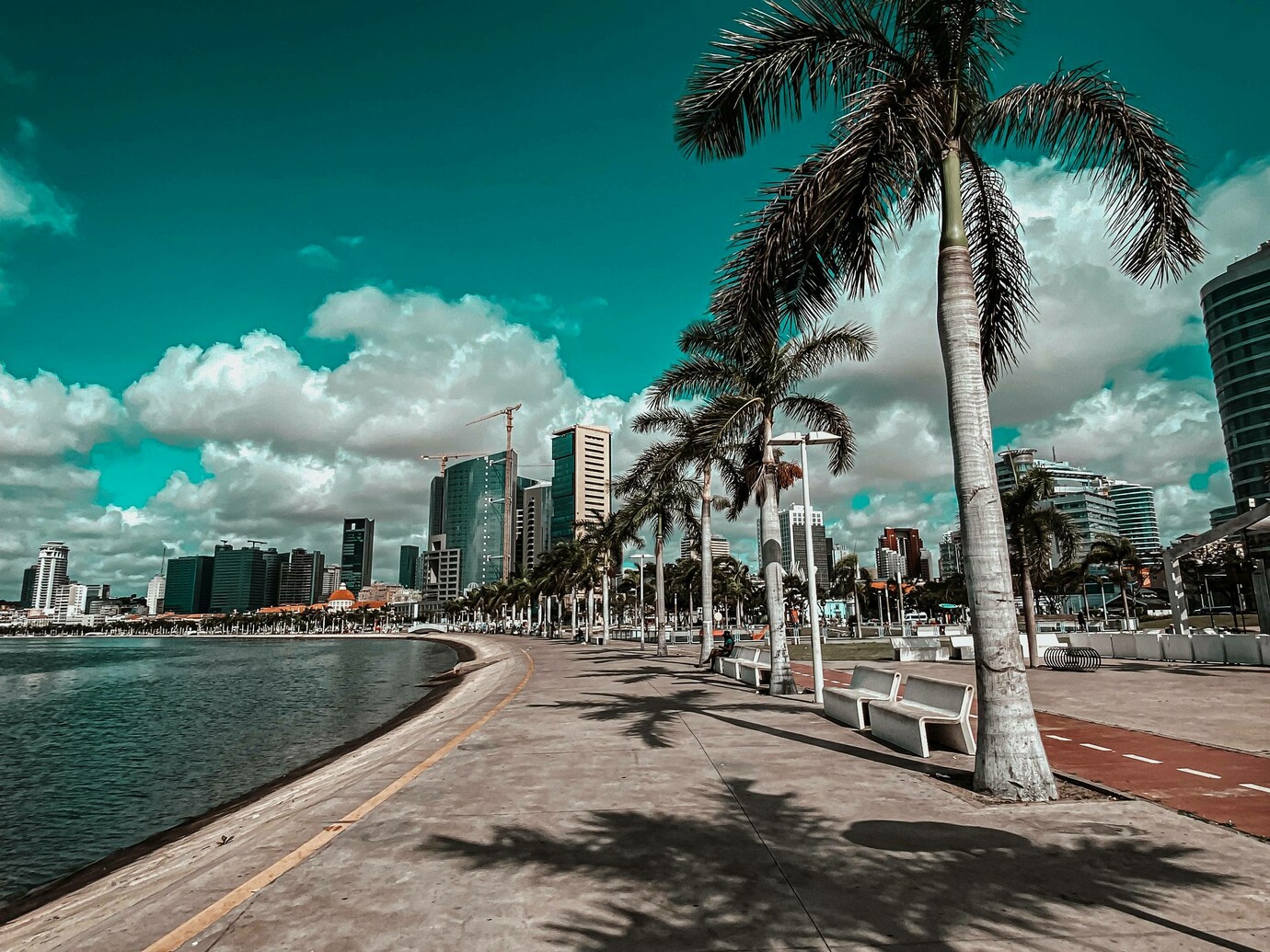 Angola: Africa’s rising powerhouse | Meer