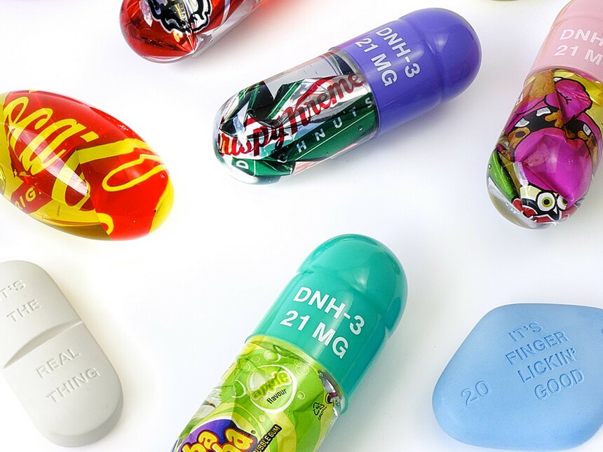 Miss Bugs, Junk caps, polyurethane UV resin + pigment with encapsulated ...