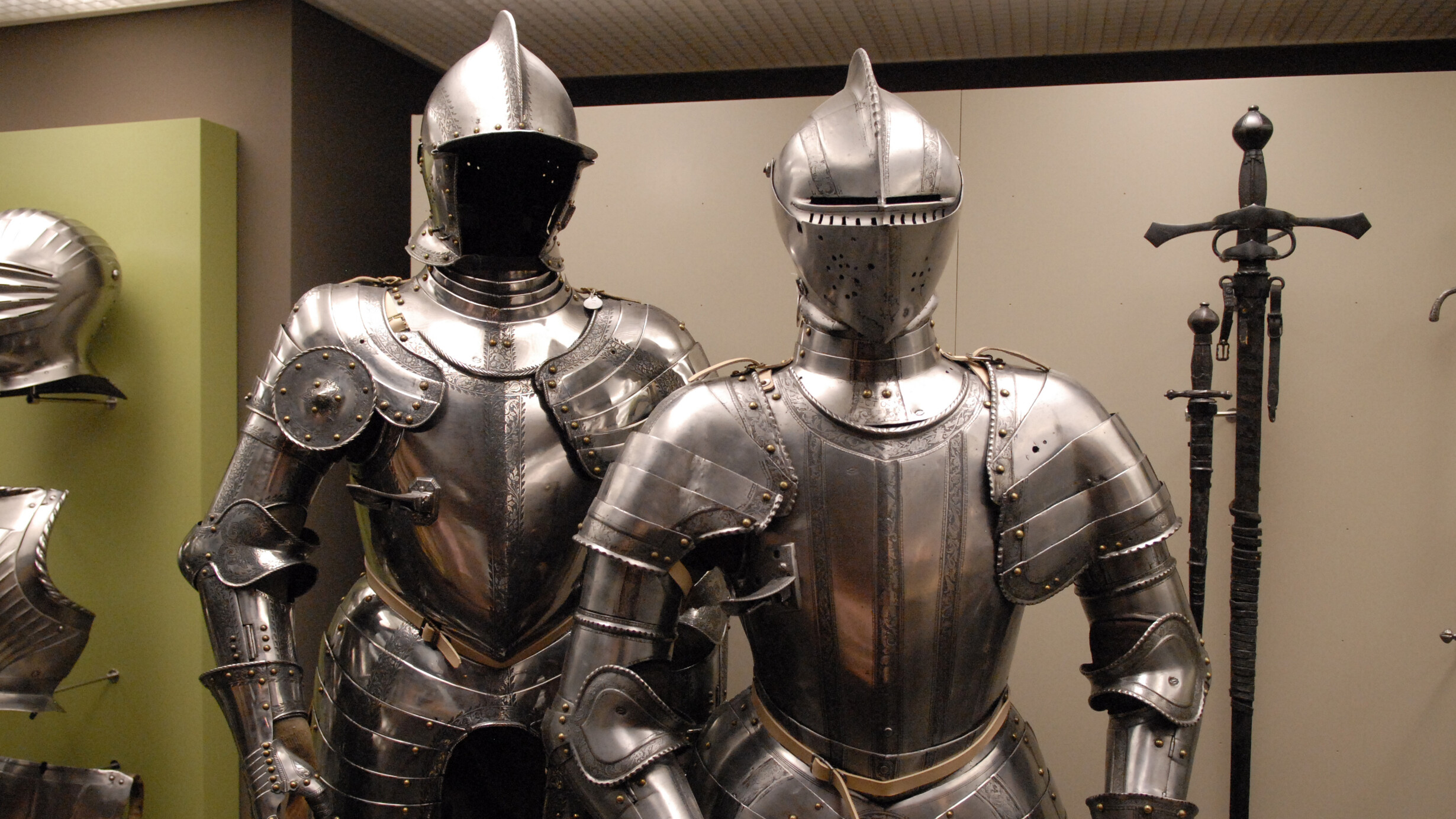 Arms and Armour Gallery | Meer