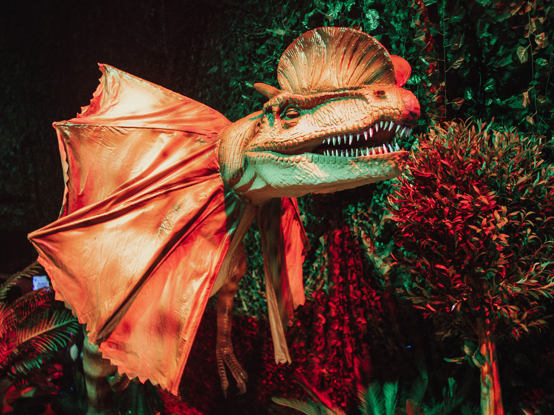 Dinos alive, an immersive experience, roars in Sacramento | Meer