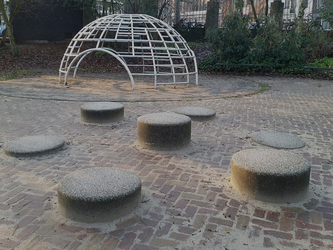Aldo van Eyck's playground architecture | Meer