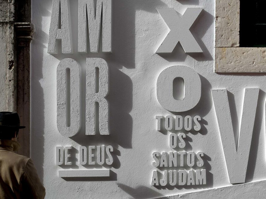 3D Lettering on Buildings | Meer