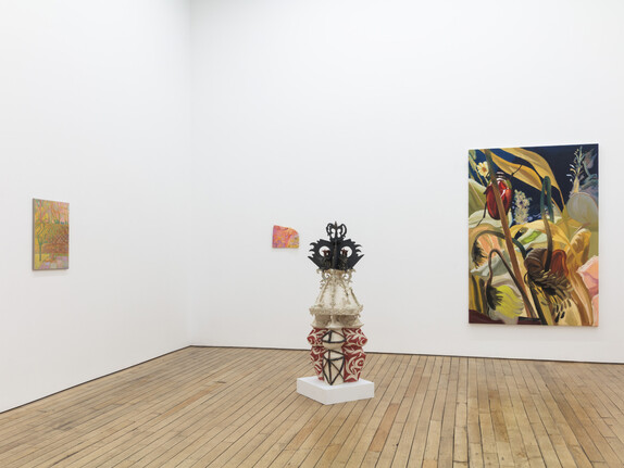 Solid roots, supple trunks | Meer