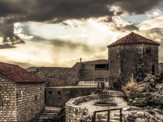 Rocking the Fort | Meer