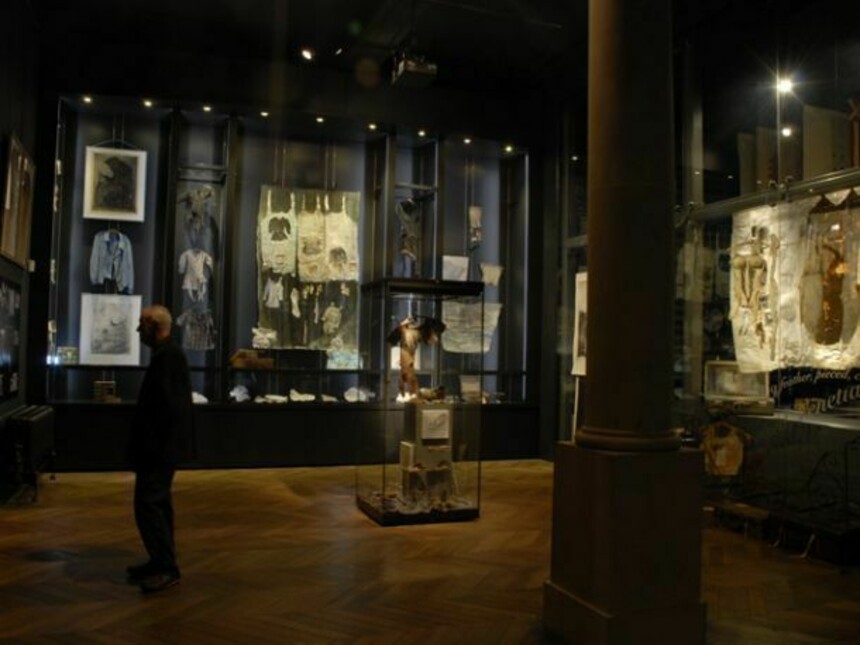 Material Remains | Meer