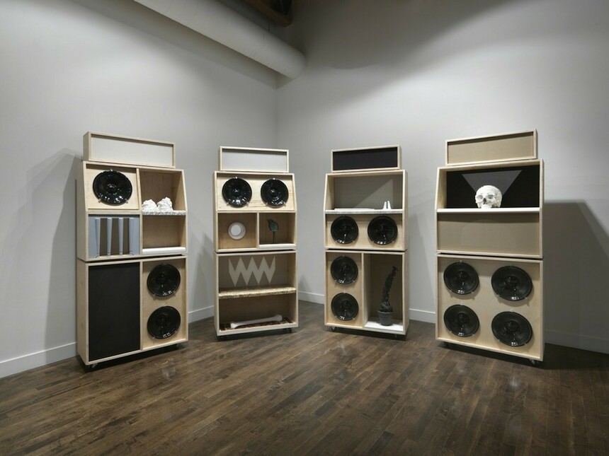 Velocity / Strata | Meer