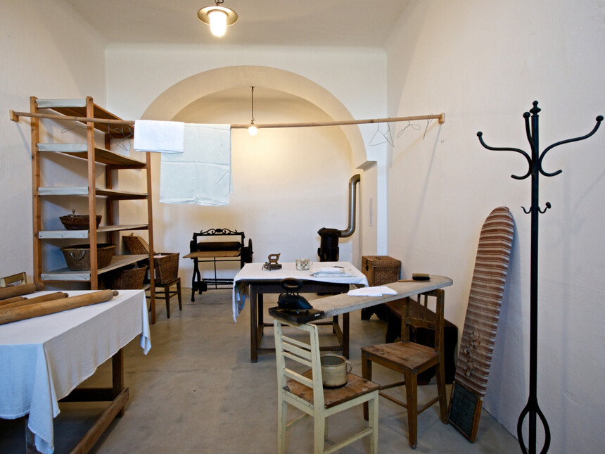 Service Quarters of the Chateau | Meer