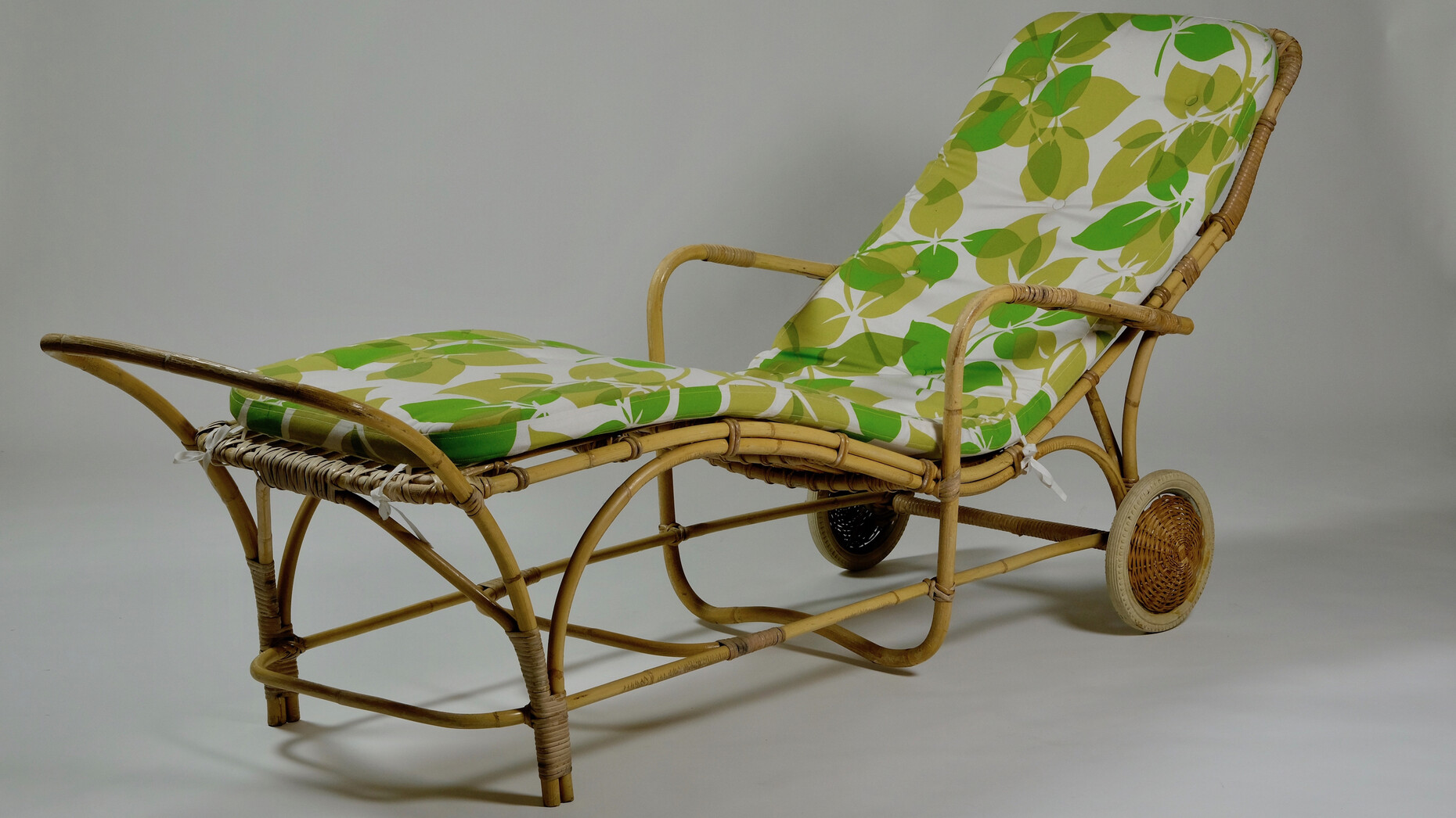 Aino and Alvar Aalto. Two visionary design icons | Meer